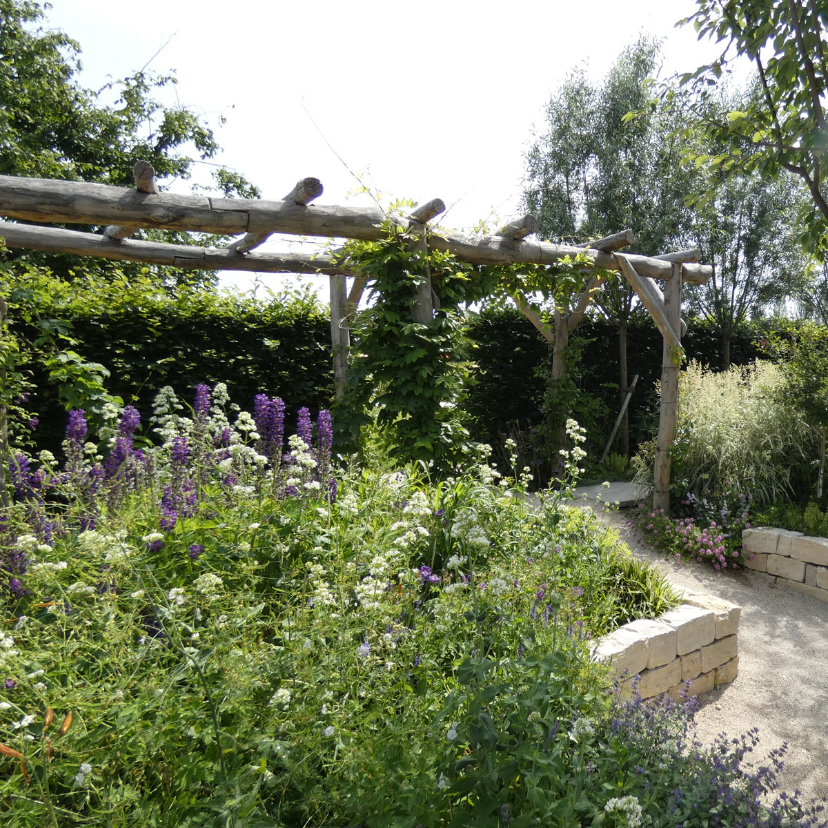 Bauerngarten modern gestalten: Die Verbindung von Tradition und ...